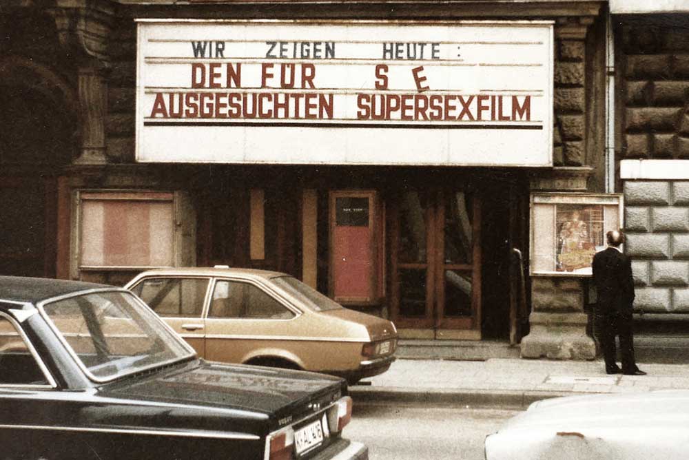 martin-blum-mindwork-filmpalette-fassade-vor-umbau – MIND.WORK®